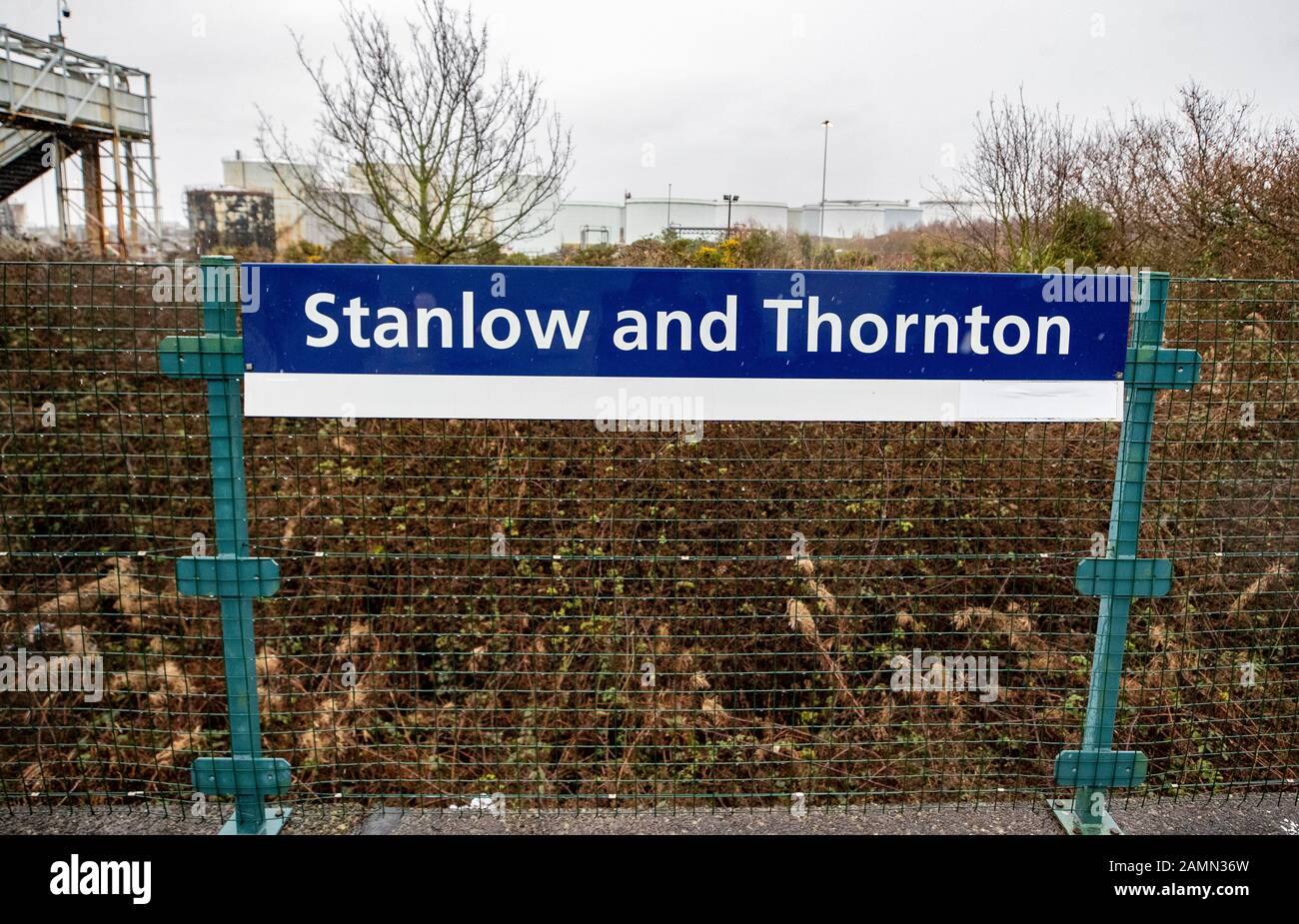 Stanlow and thornton station hi-res stock photography and images - Alamy