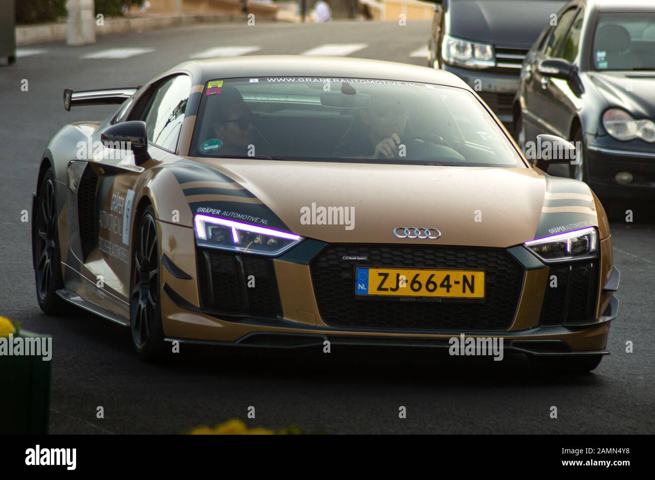 Audi r8 v10 driving hi-res stock photography and images - Alamy