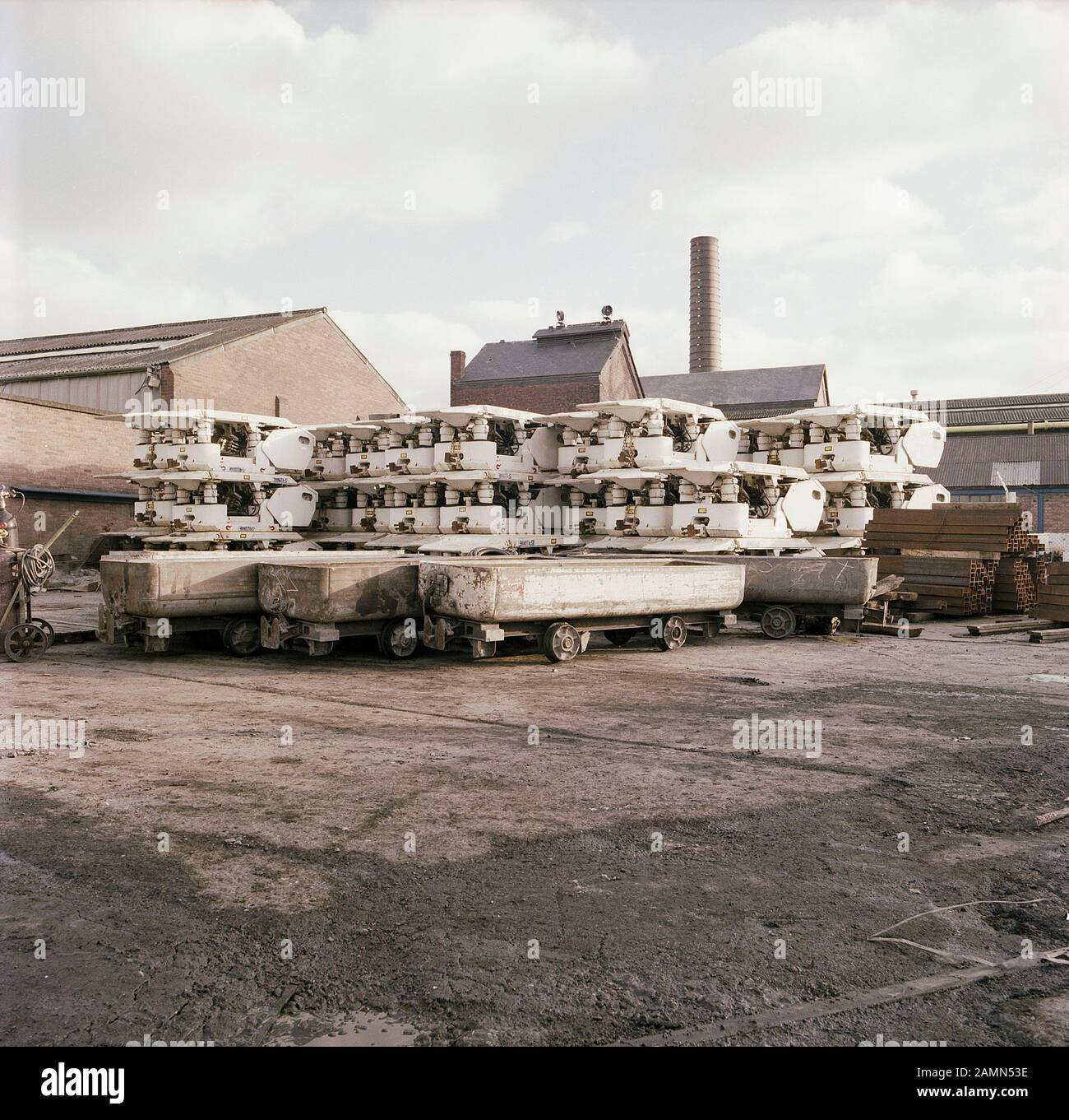 Pit props hi-res stock photography and images - Alamy