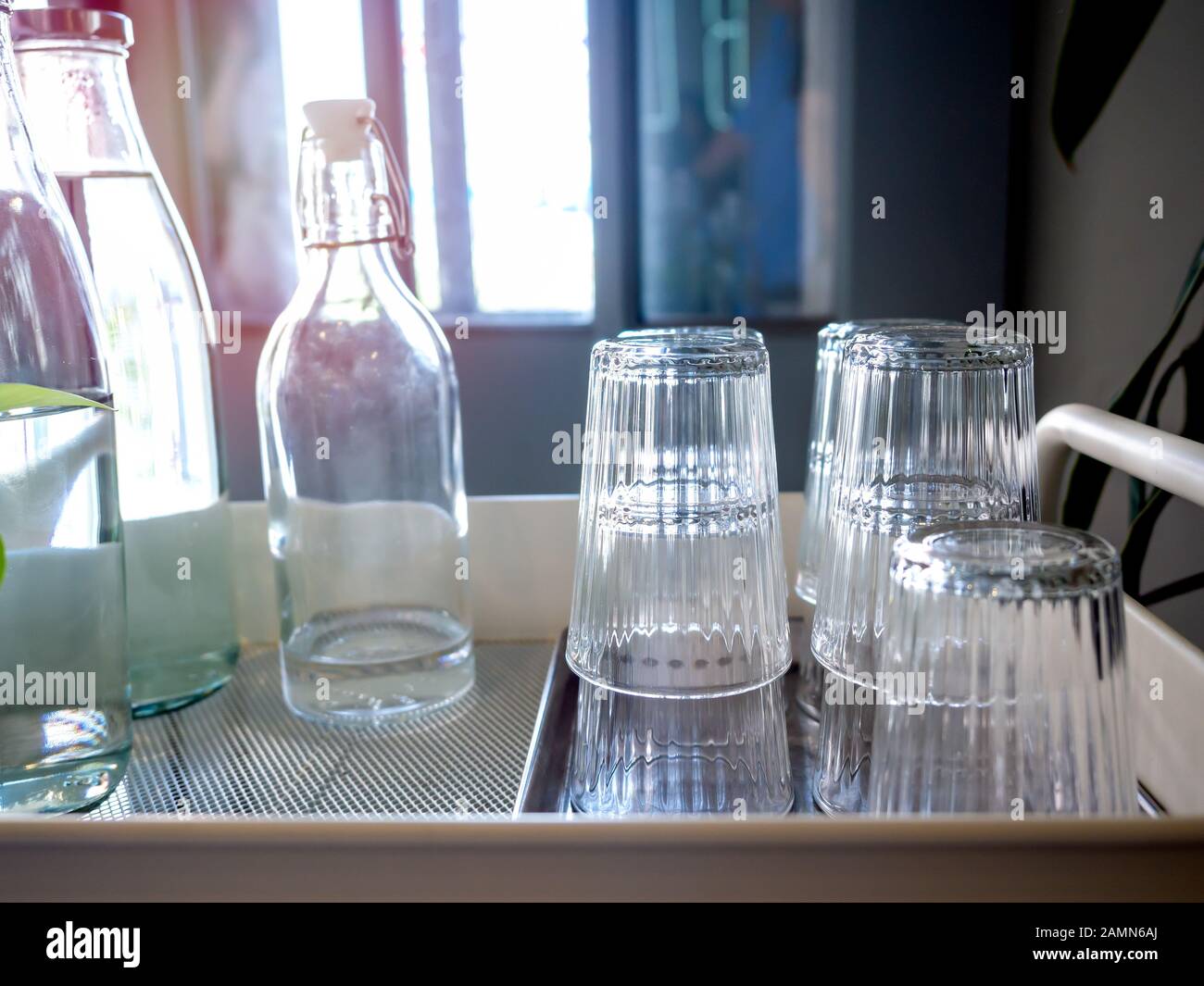 Free water in cafe hi-res stock photography and images - Alamy
