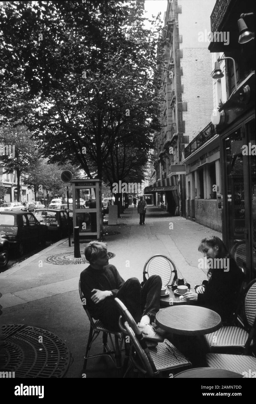 The tourist areas of Paris, France, in summer 1992 Stock Photo - Alamy