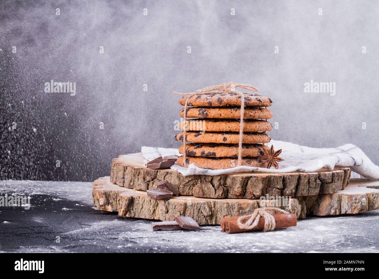 Chunky chocolate chip cookie hi-res stock photography and images - Alamy