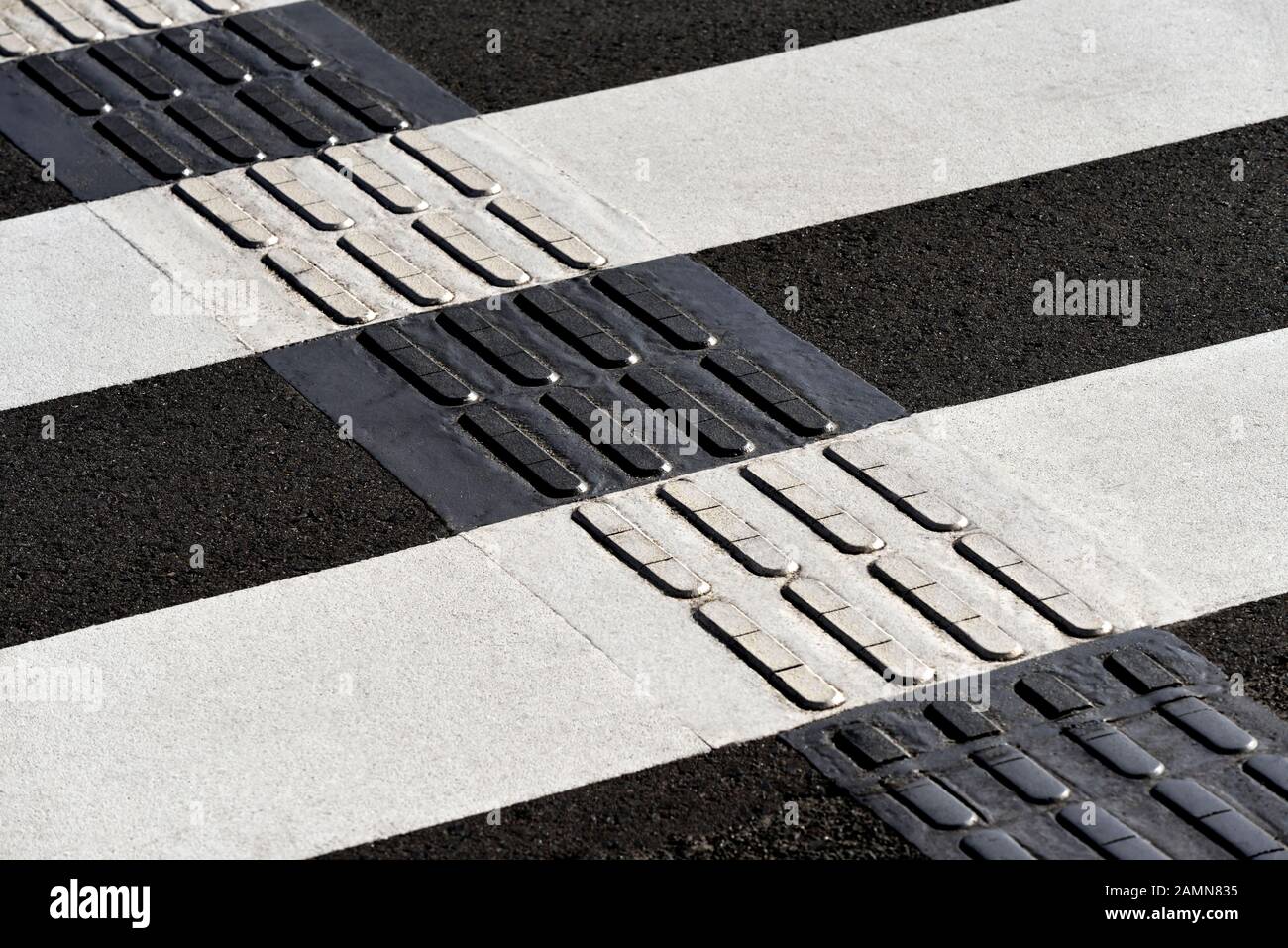 Pedestrian crossing blind road hi-res stock photography and images - Alamy