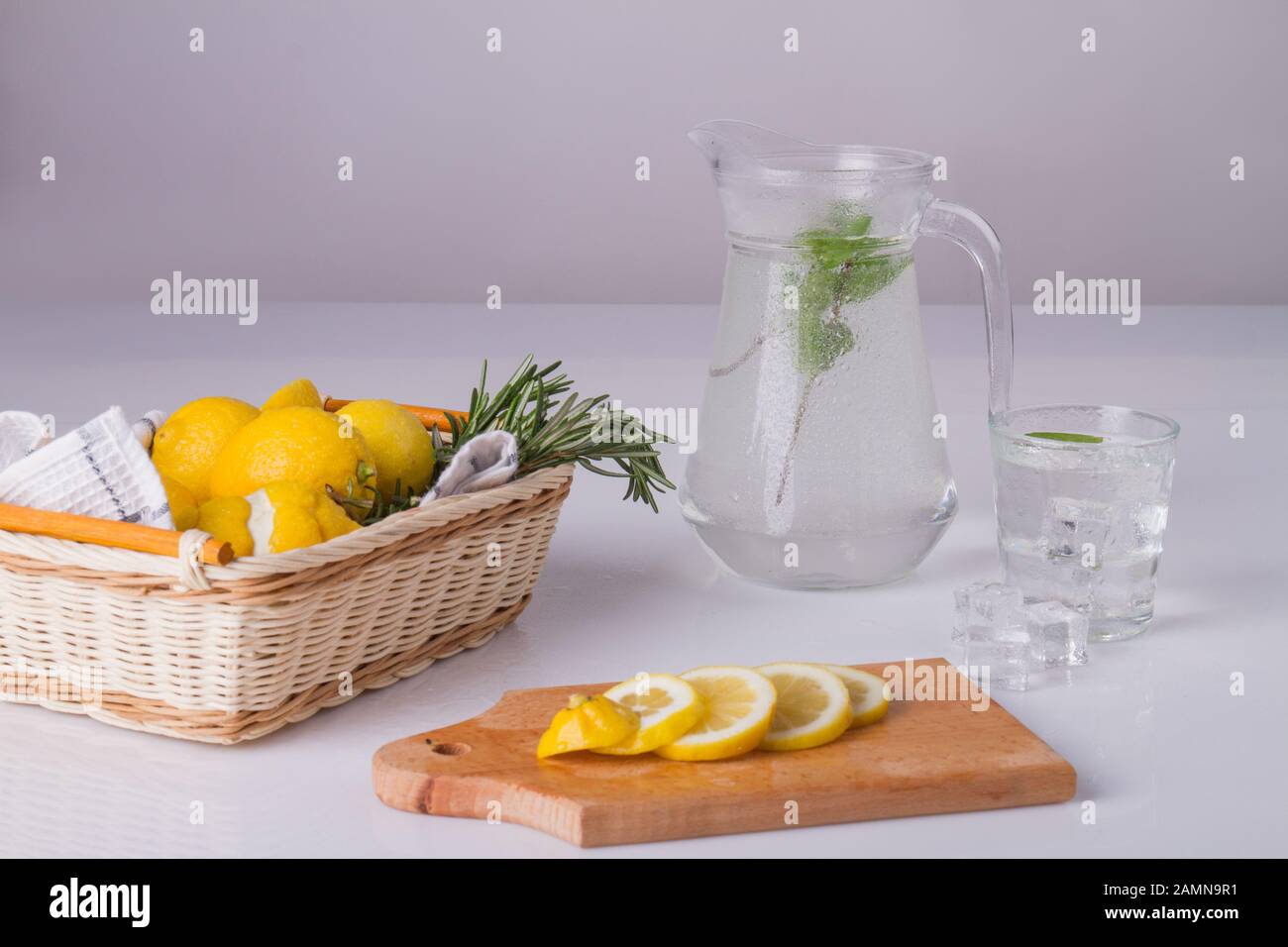 Jag cube hi-res stock photography and images - Alamy