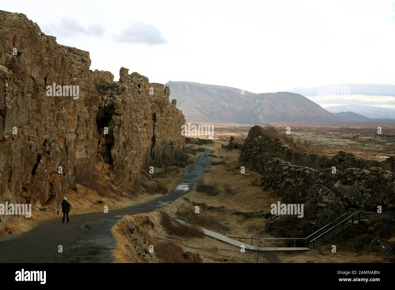 rocks Layered in the Crack earth crust mid Atlantic ridge Thingvellir ...