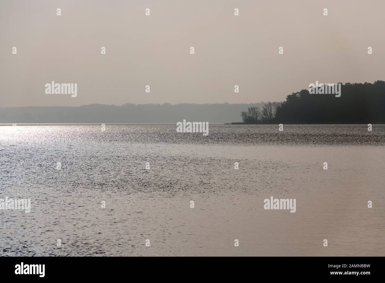 Sunlight over lake hi-res stock photography and images - Alamy