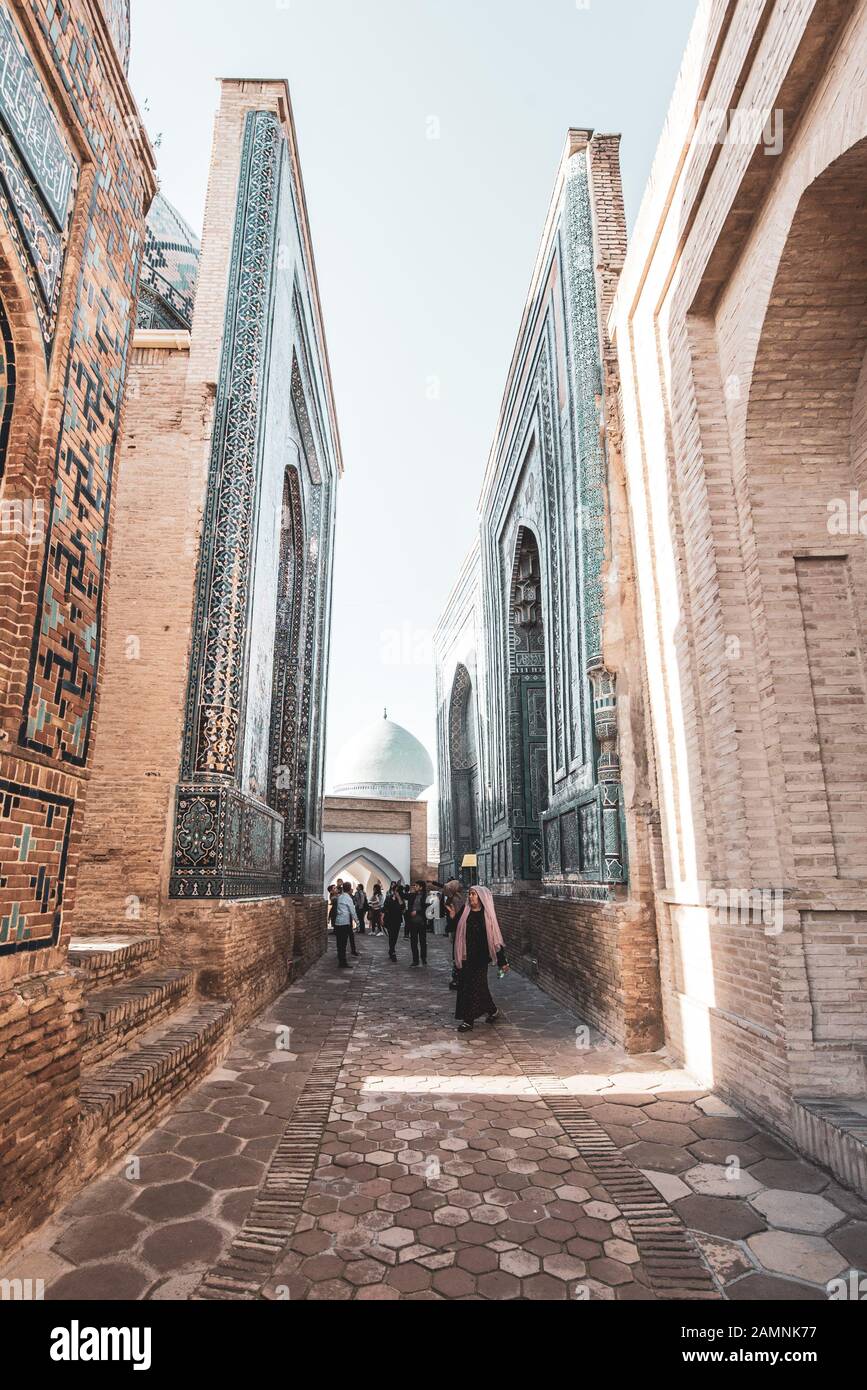 UZBEKISTAN, SAMARKANDA 2019: Architecture of Samarkanda Stock Photo - Alamy