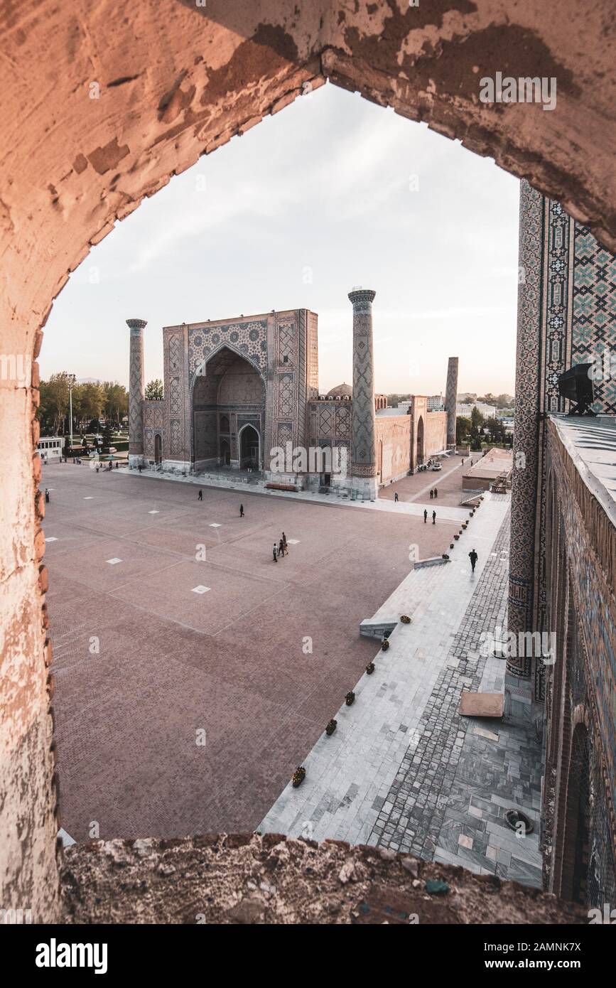 UZBEKISTAN, SAMARKANDA 2019: Architecture of Samarkanda Stock Photo - Alamy
