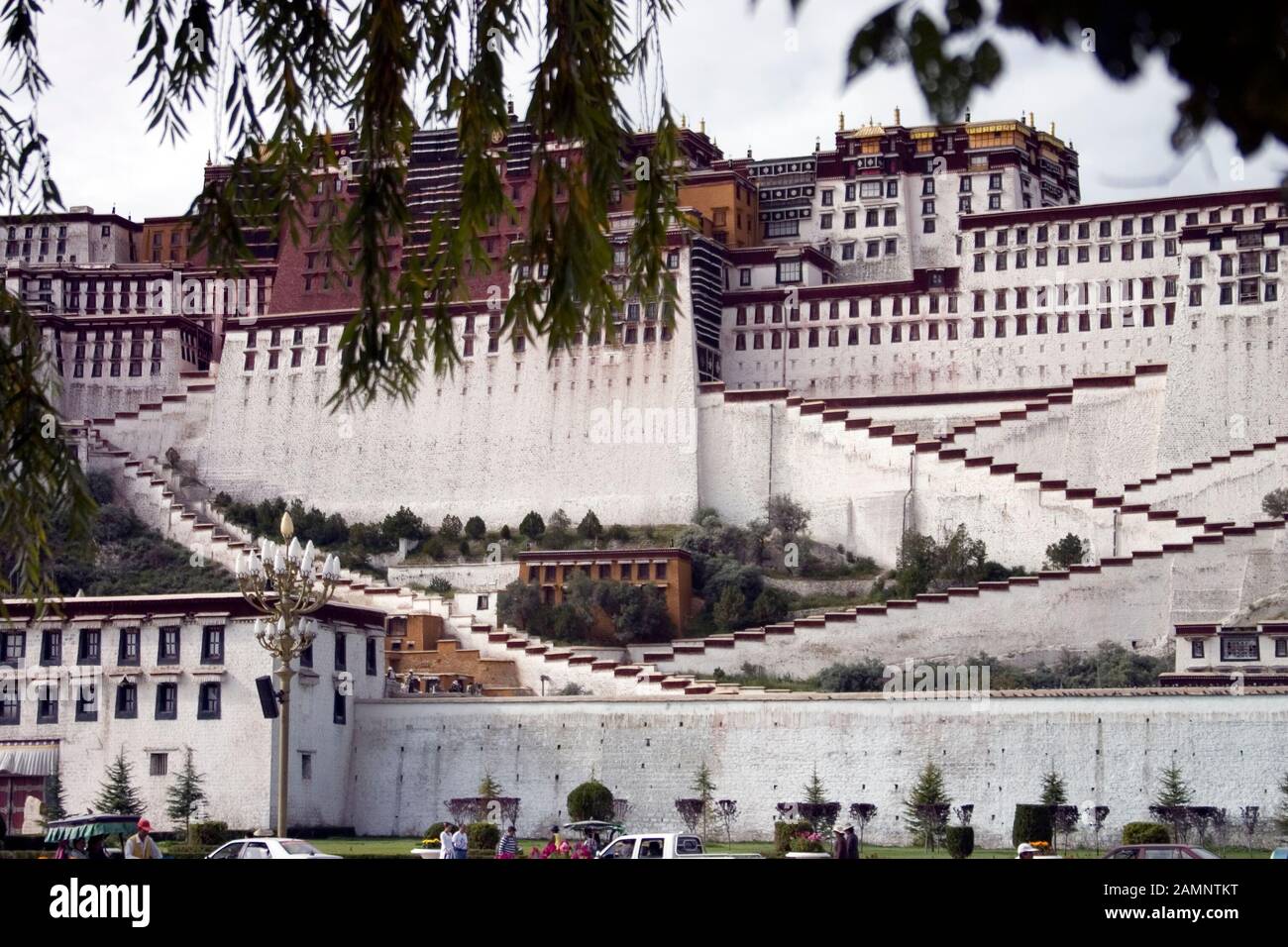 Potala palace flags hi-res stock photography and images - Alamy