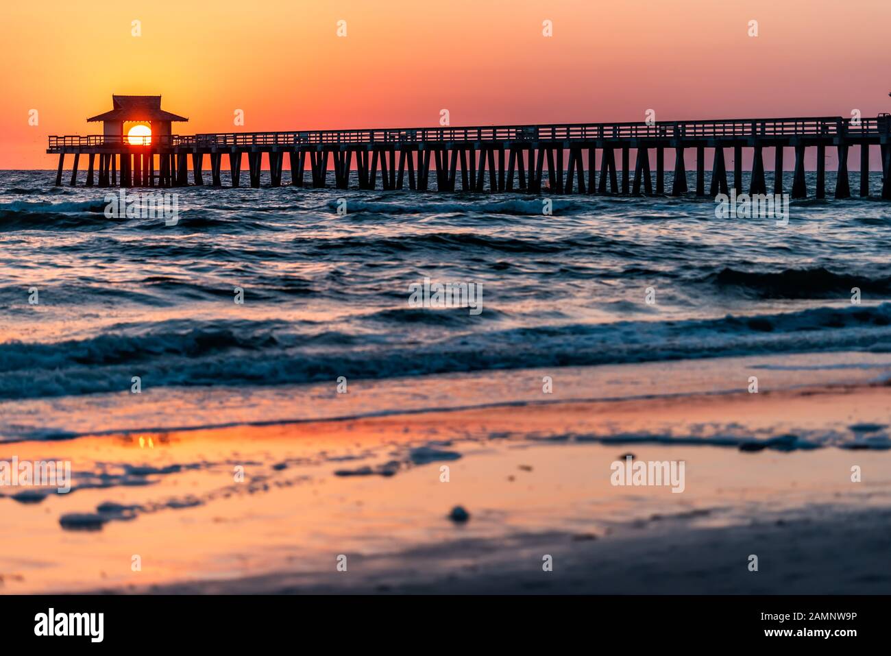 Southwest florida red tide hi-res stock photography and images - Alamy