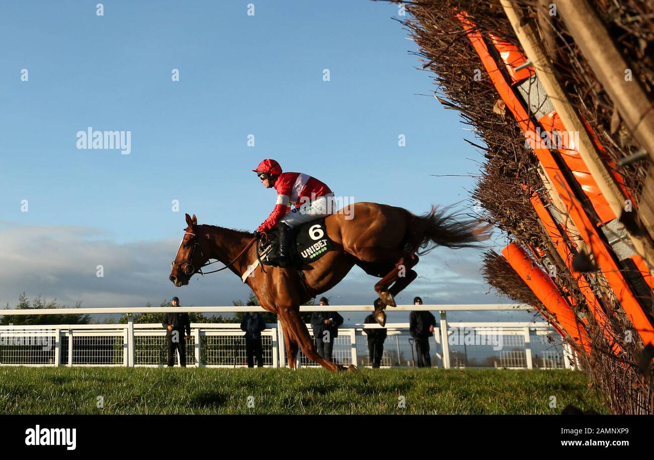 Jockey jonathan moore hi-res stock photography and images - Alamy