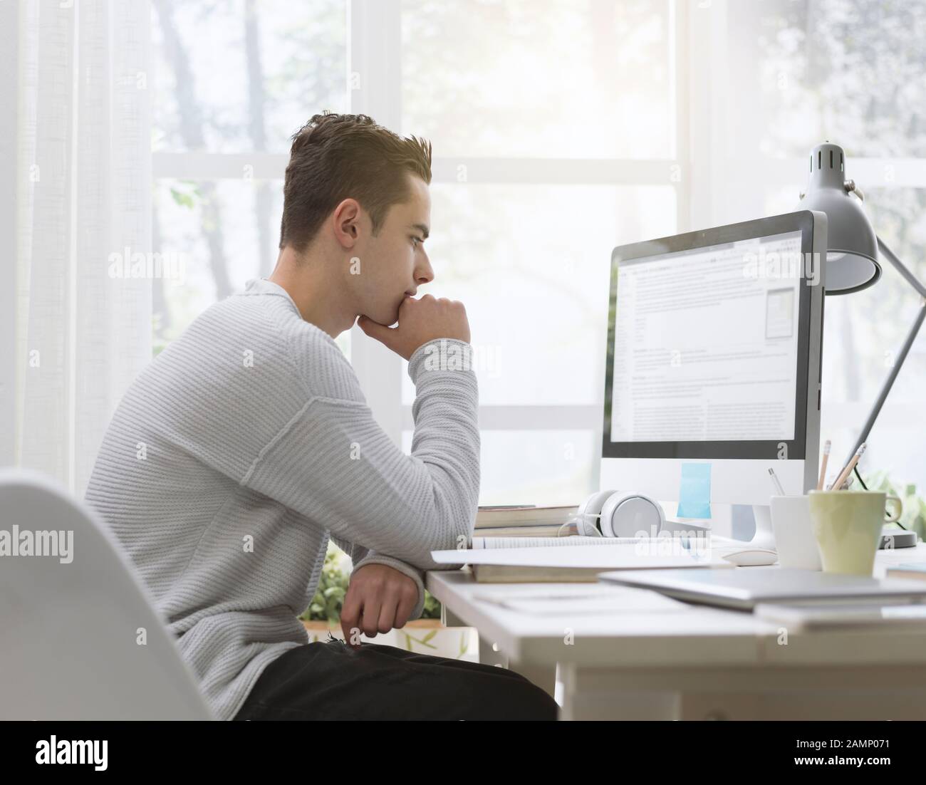 Smart College Student