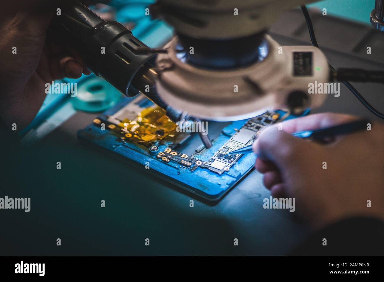 Phone Repair Service Stock Photo - Alamy