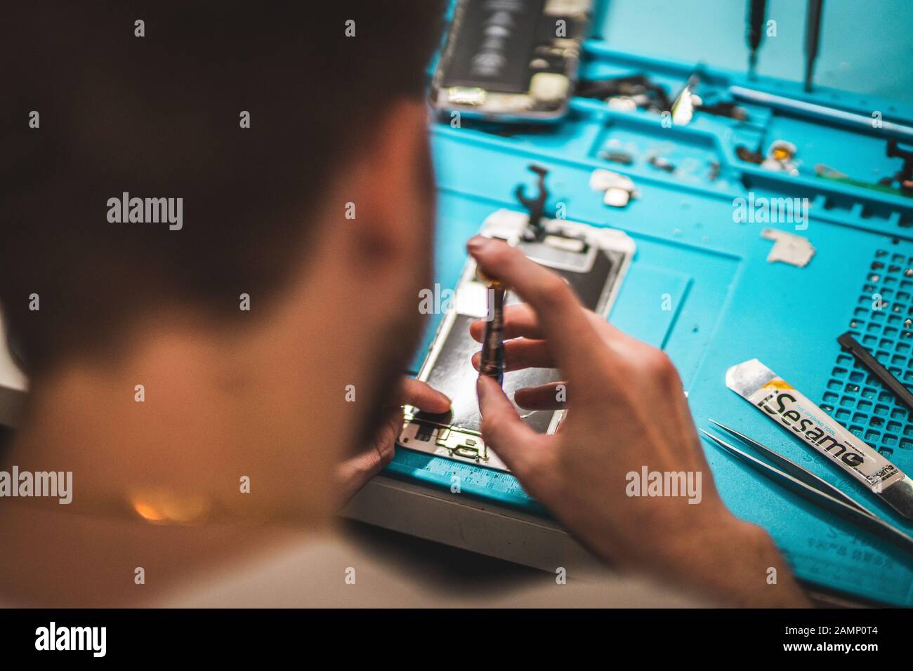 Phone Repair Service Stock Photo - Alamy