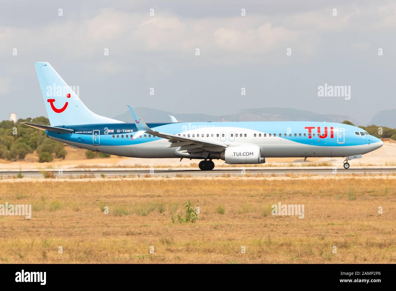 Tui airplane aircraft hi-res stock photography and images - Alamy