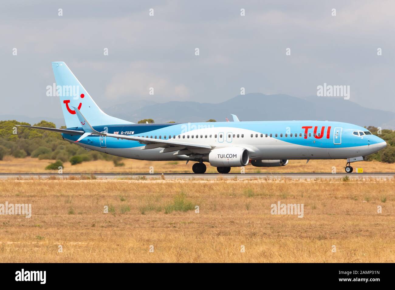 Tui airplane aircraft hi-res stock photography and images - Alamy