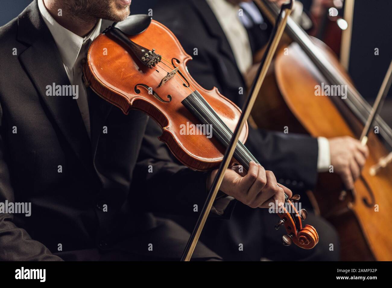 Violinist On Stage High Resolution Stock Photography and Images - Alamy