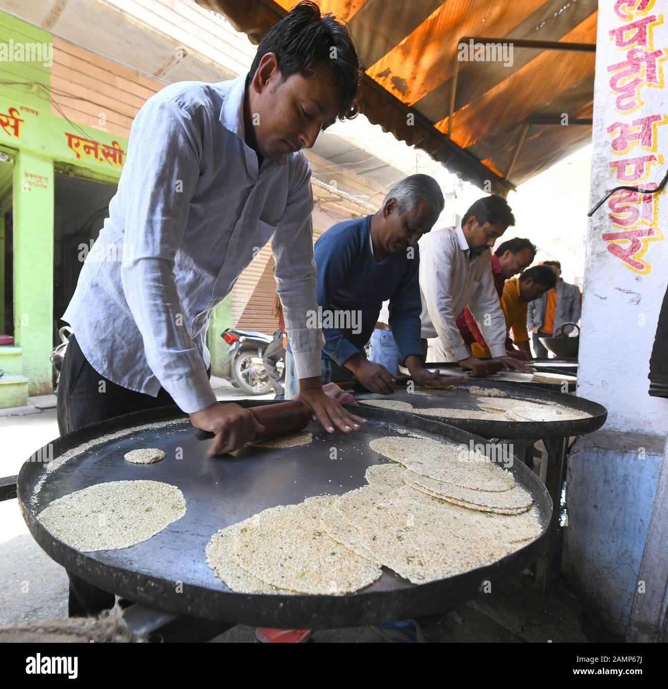 Til patti hi-res stock photography and images - Alamy