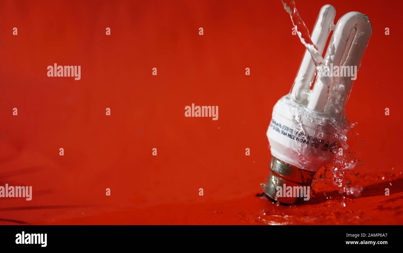 Red splash hi-res stock photography and images - Alamy