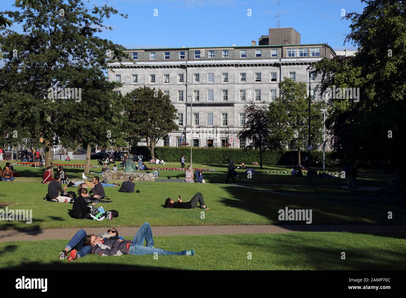 Eyre square galway hi-res stock photography and images - Alamy