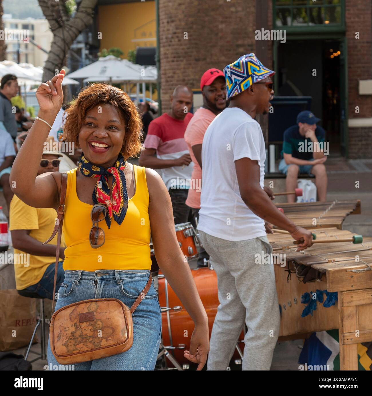 People musicians marimba hi-res stock photography and images - Alamy