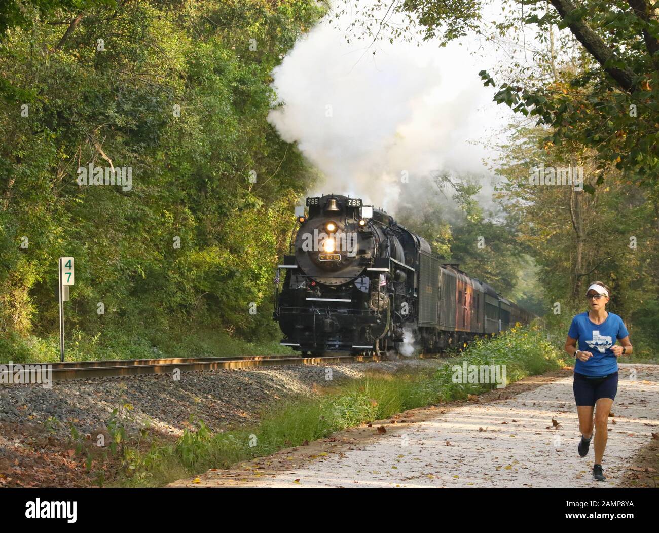 Road runner railway hi-res stock photography and images - Alamy