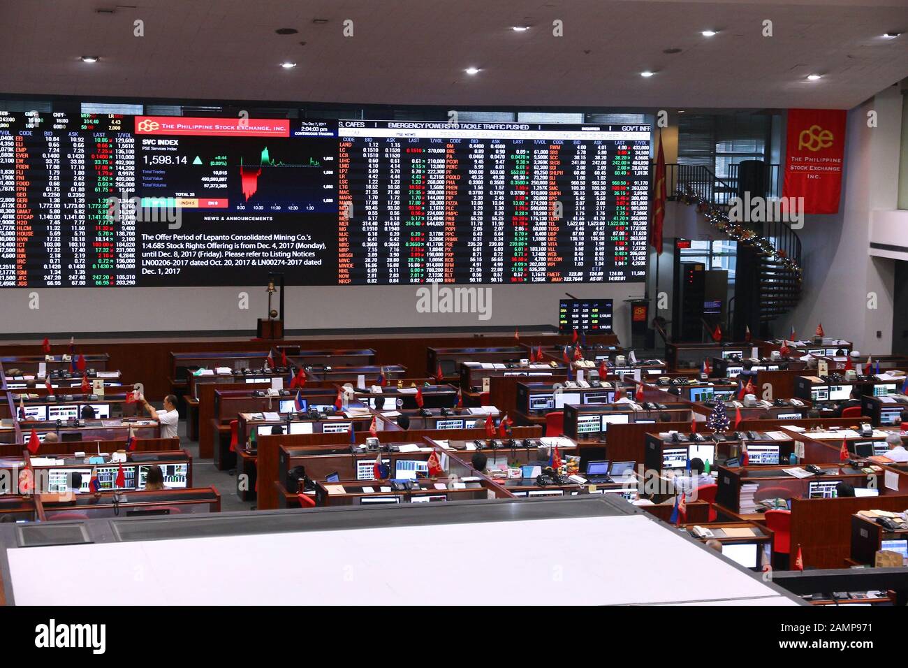 MANILA, PHILIPPINES - DECEMBER 7, 2017: Philippine Stock Exchange trading floor in Makati City ...
