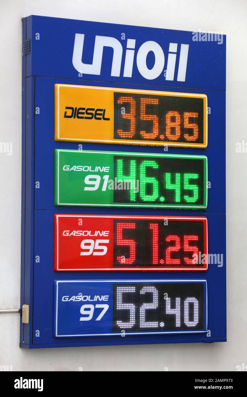 Unioil gas station hi-res stock photography and images - Alamy