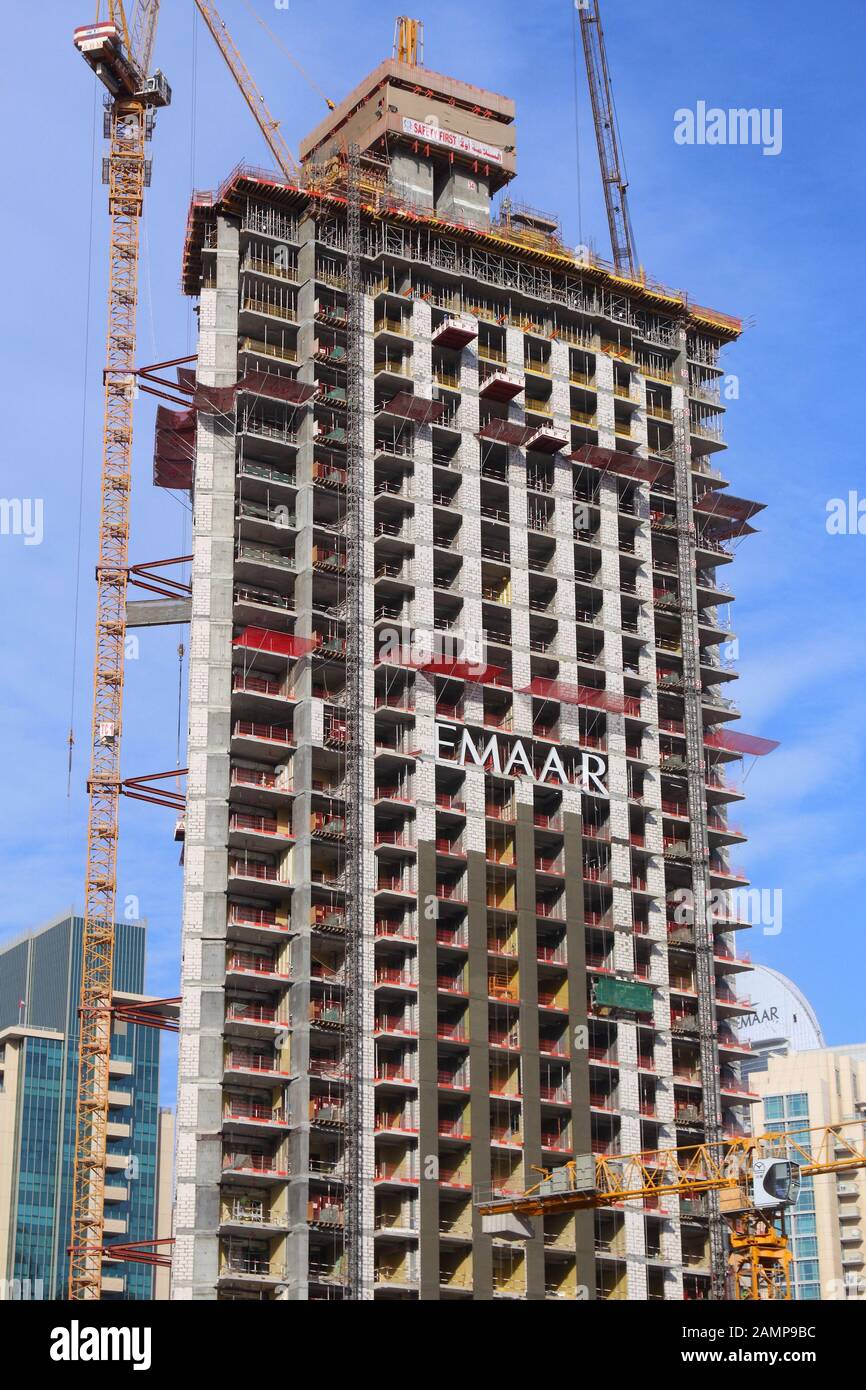 DUBAI, UAE - NOVEMBER 22, 2017: Ongoing construction Dubai, United Arab ...