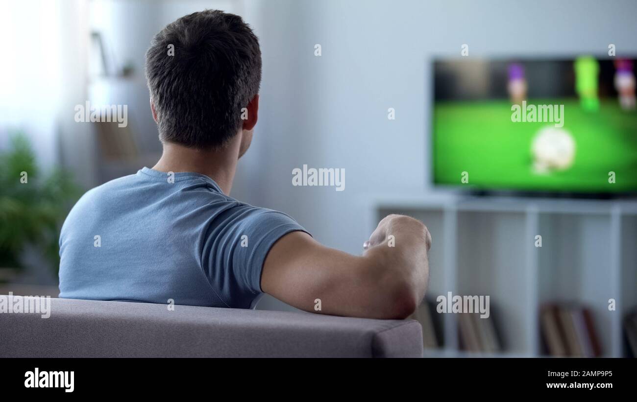 Poor quality tv hi-res stock photography and images - Alamy