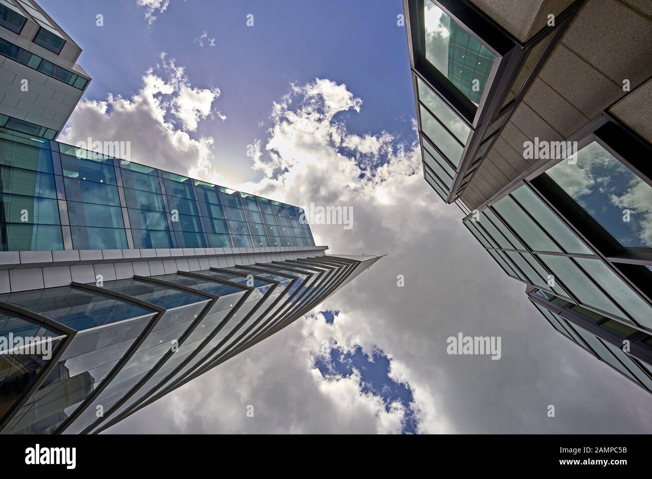 Building reading hi-res stock photography and images - Alamy