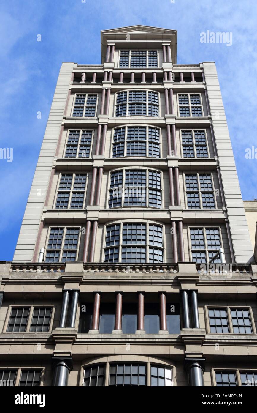 Takashimaya building new york hi-res stock photography and images - Alamy