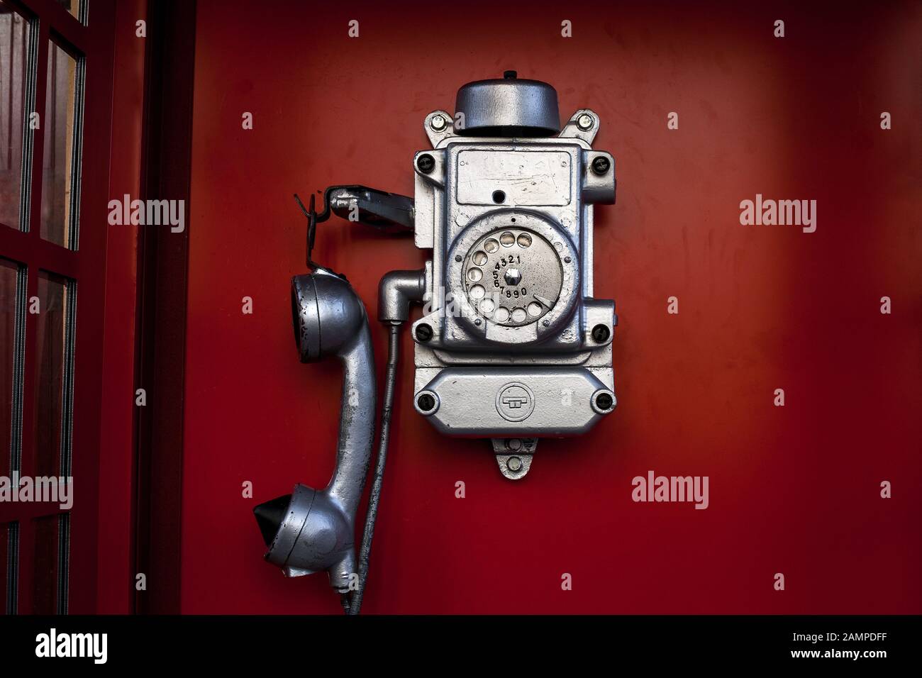 Vintage rotary pay phone old hi-res stock photography and images - Alamy