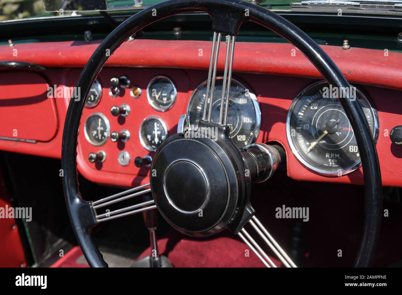 Triumph tr2 hi-res stock photography and images - Alamy