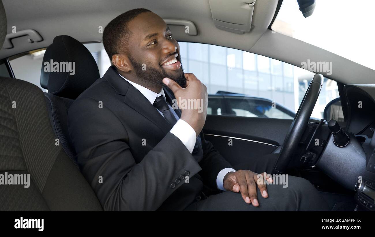 African man suit rear view hi-res stock photography and images - Alamy