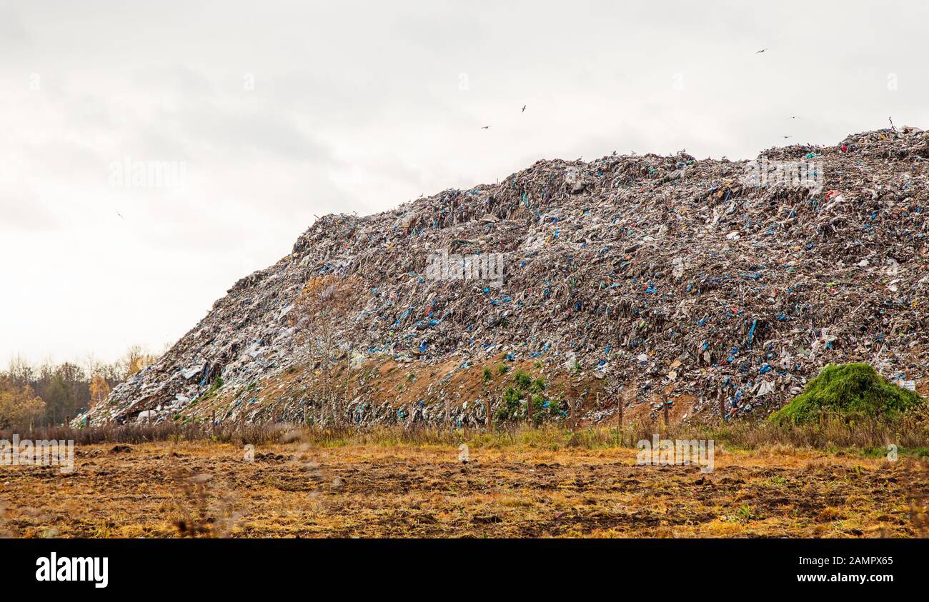 Big pile garbage on landfill hi-res stock photography and images - Alamy