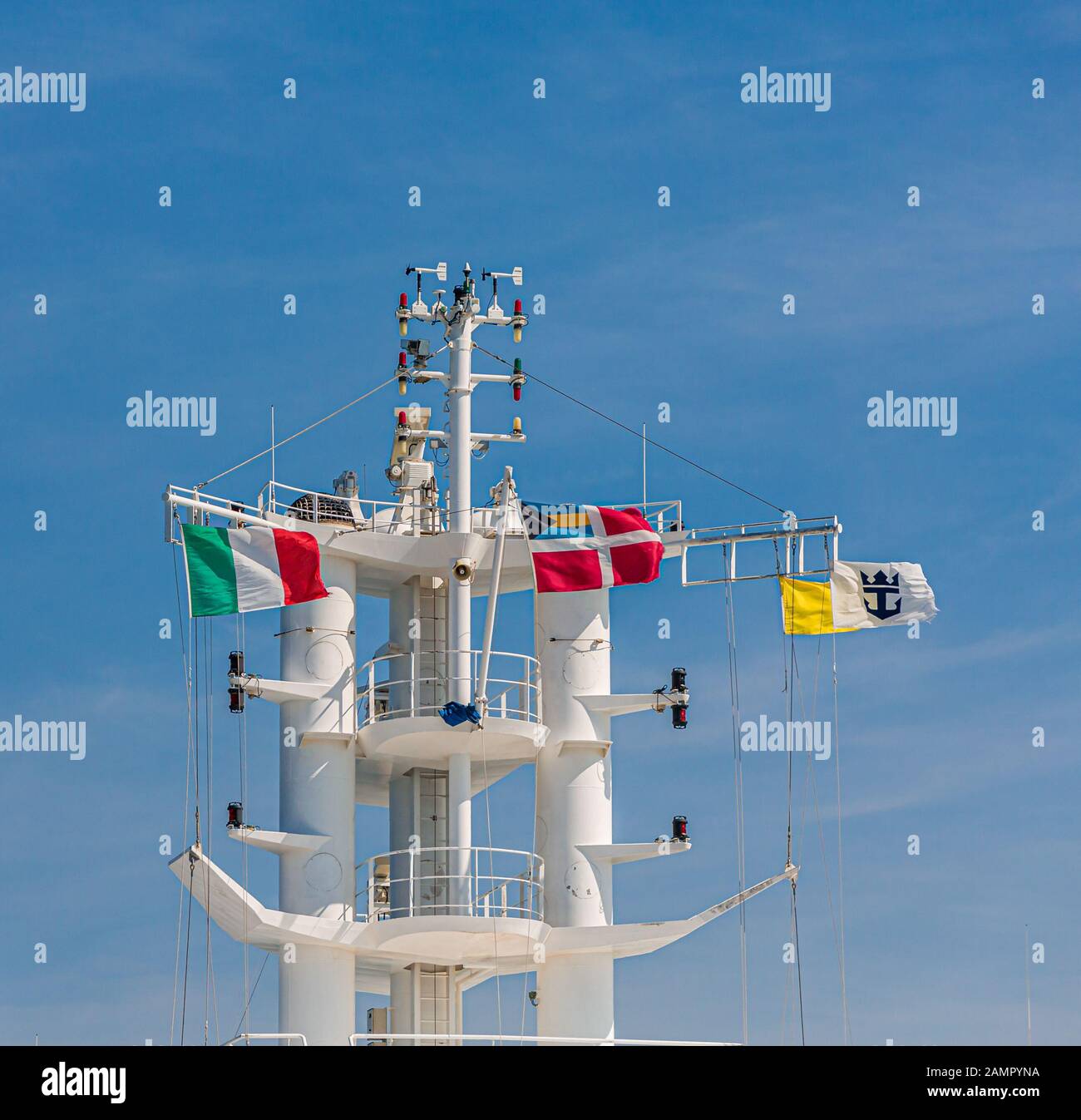 Cruise ship mast flags hi-res stock photography and images - Alamy