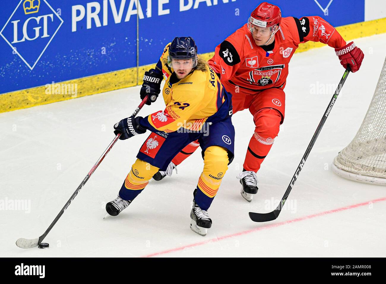 David mountfield hi-res stock photography and images - Alamy