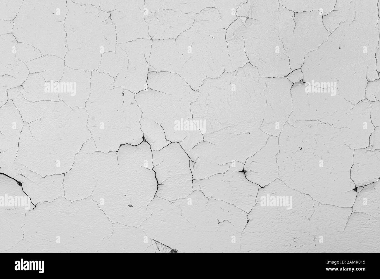 Cracked flaking white paint on the wall, background texture Stock Photo ...