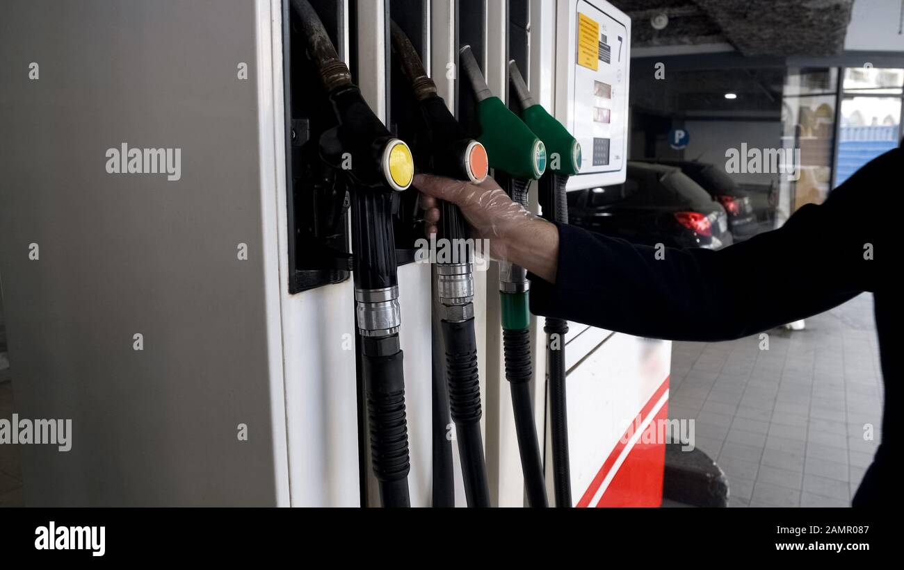 Self service gas station hi-res stock photography and images - Alamy