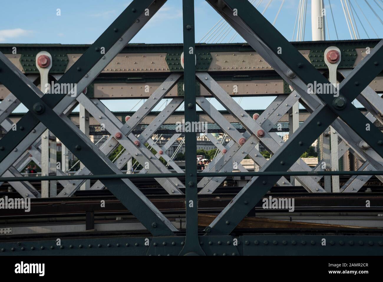 Steel riveted truss bridge hi-res stock photography and images - Alamy