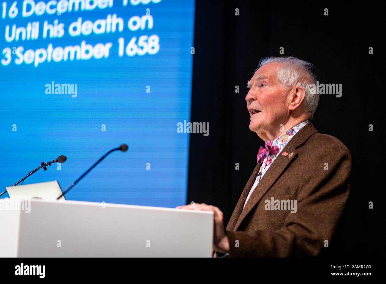 David ramsay royal clockmaker hi-res stock photography and images - Alamy