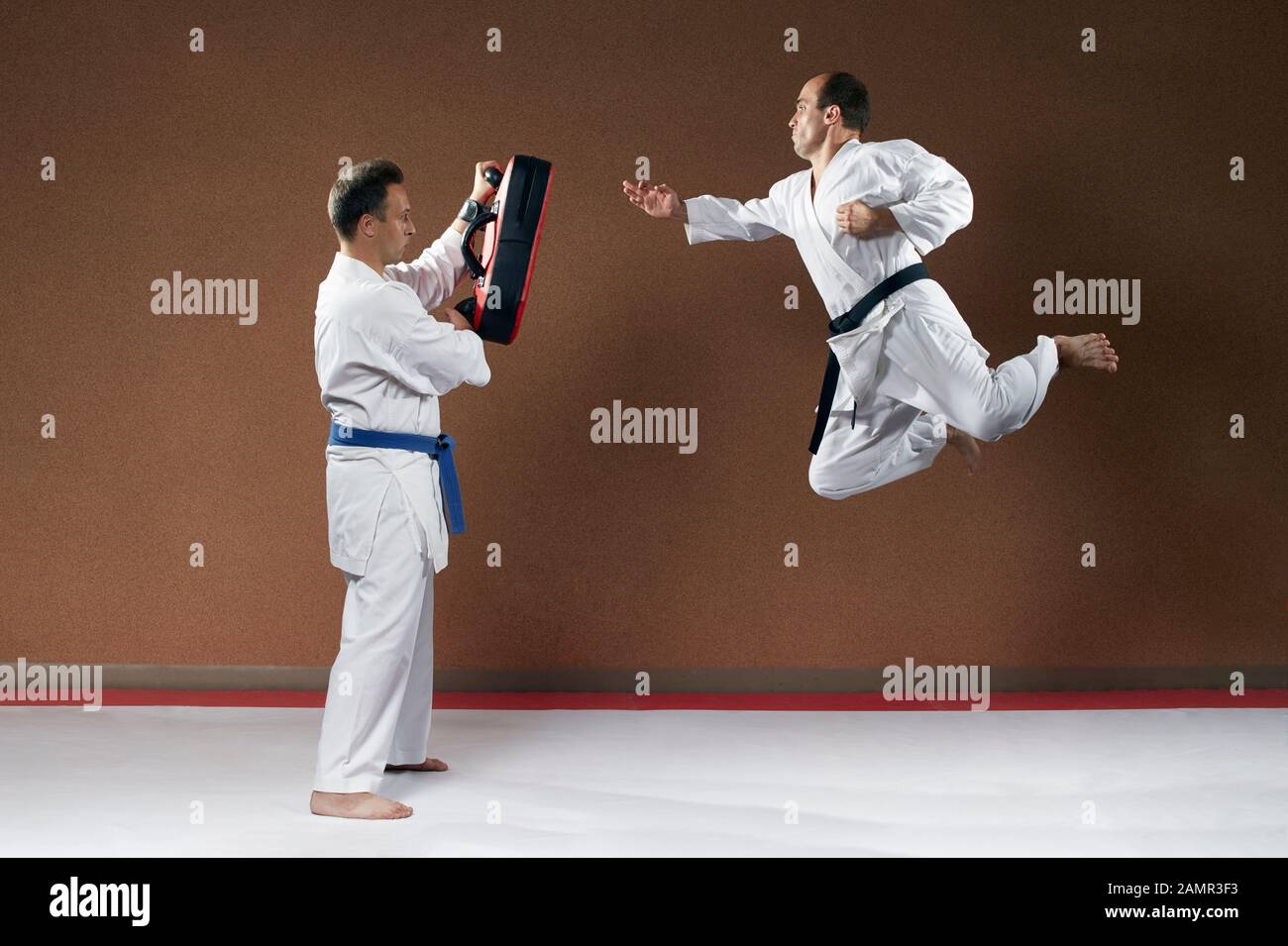 Thai athlete hi-res stock photography and images - Alamy