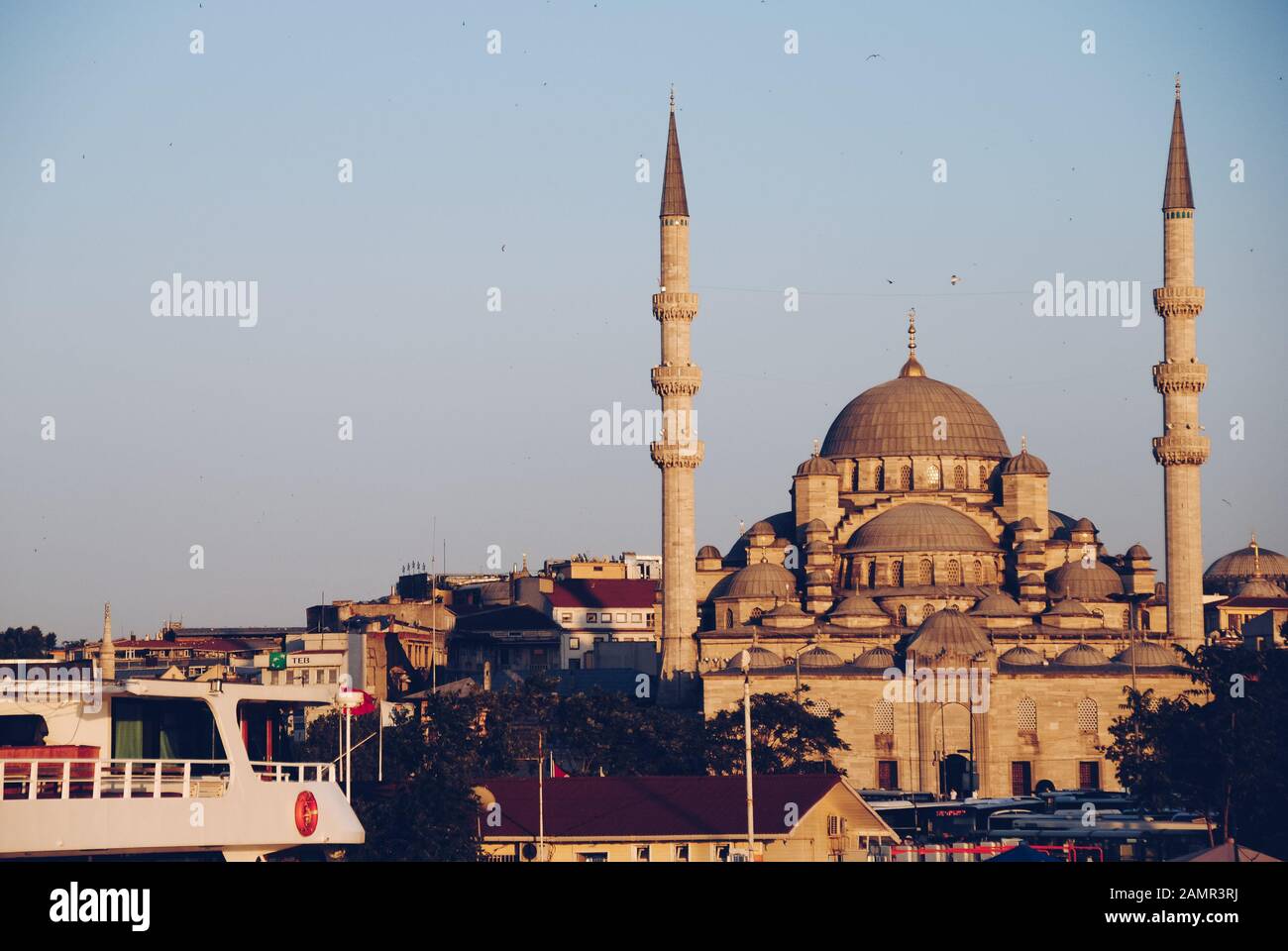 Blue mosque in the Istanbul skyline at the sunset Stock Photo - Alamy