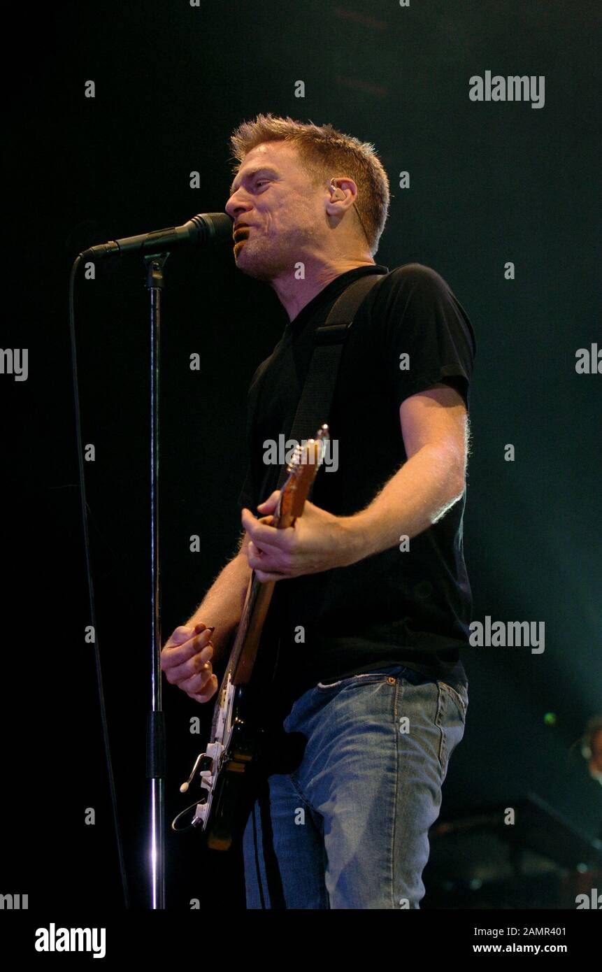 Milan Italy 08/04/2004 live concert of Bryan Adams at the Mazda Palace ...