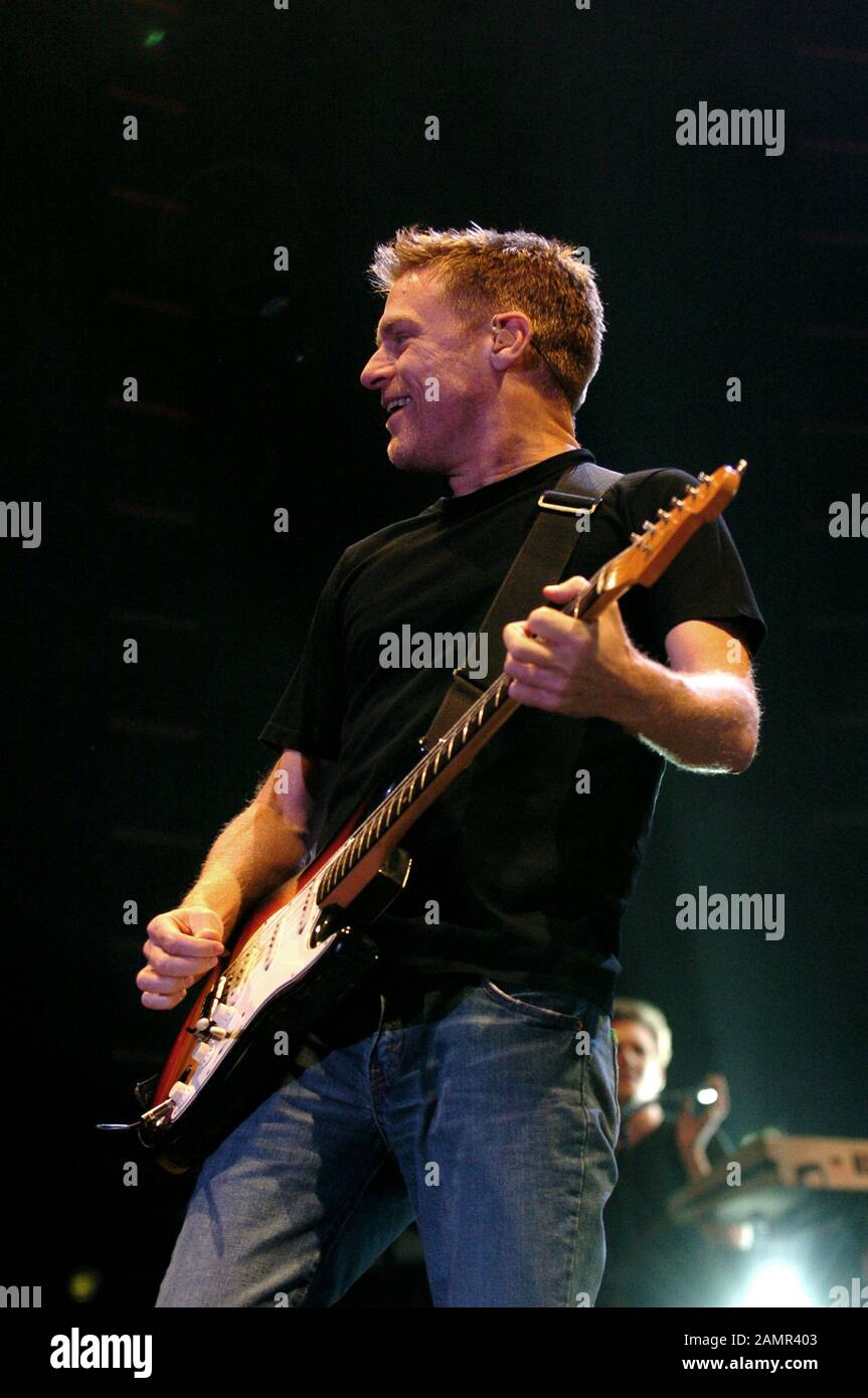 1980 bryan adams hi-res stock photography and images - Alamy