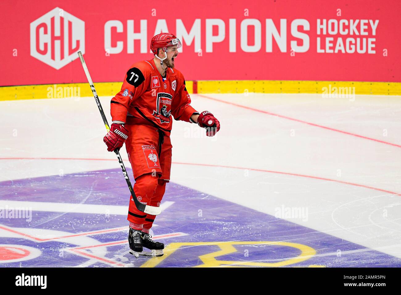 David mountfield hi-res stock photography and images - Alamy