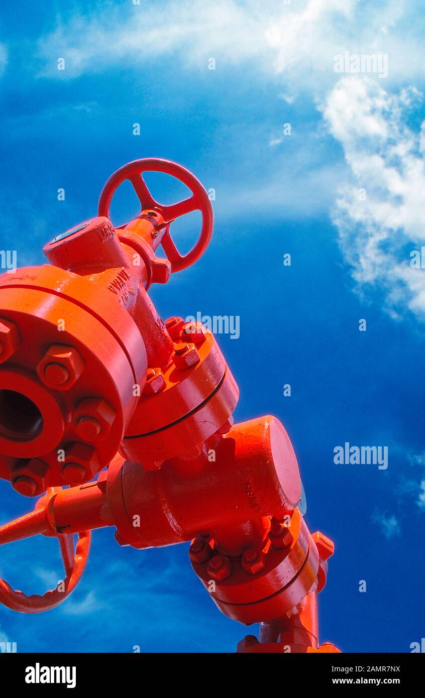 Water shut off valve hi-res stock photography and images - Alamy