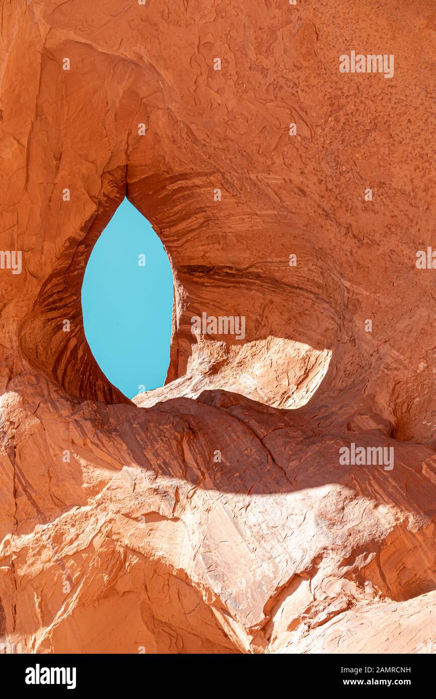 Suns eye monument valley hi-res stock photography and images - Alamy