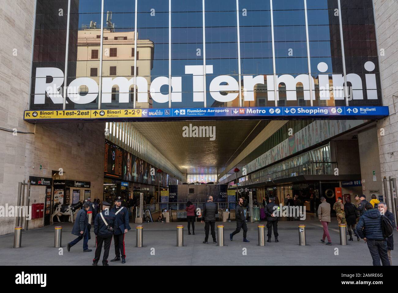 Rome railway hi-res stock photography and images - Alamy